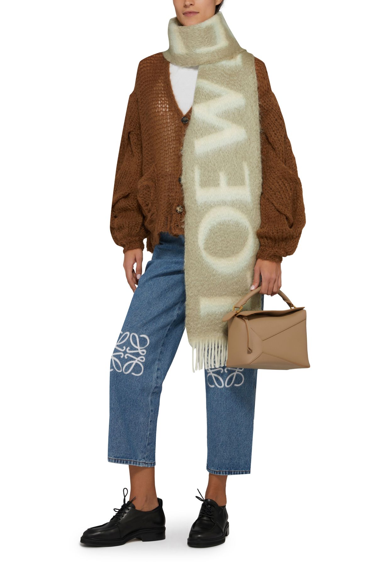Loewe scarf | Smart Closet